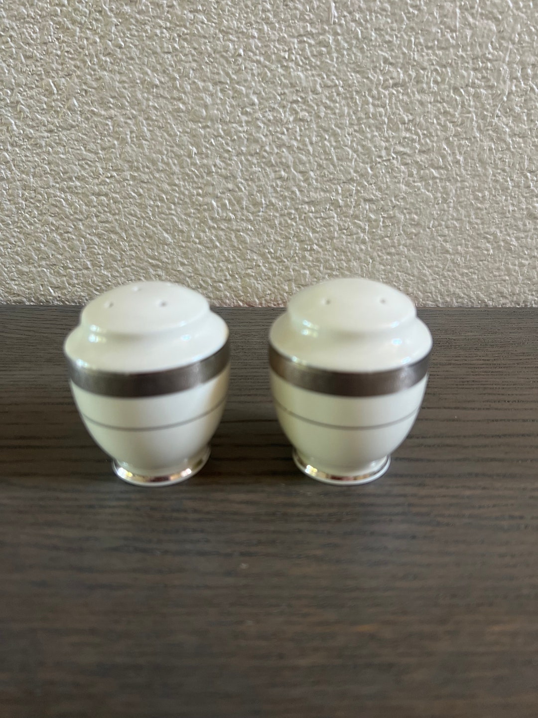 Palatial Platinum Salt and Pepper by Mikasa - Etsy