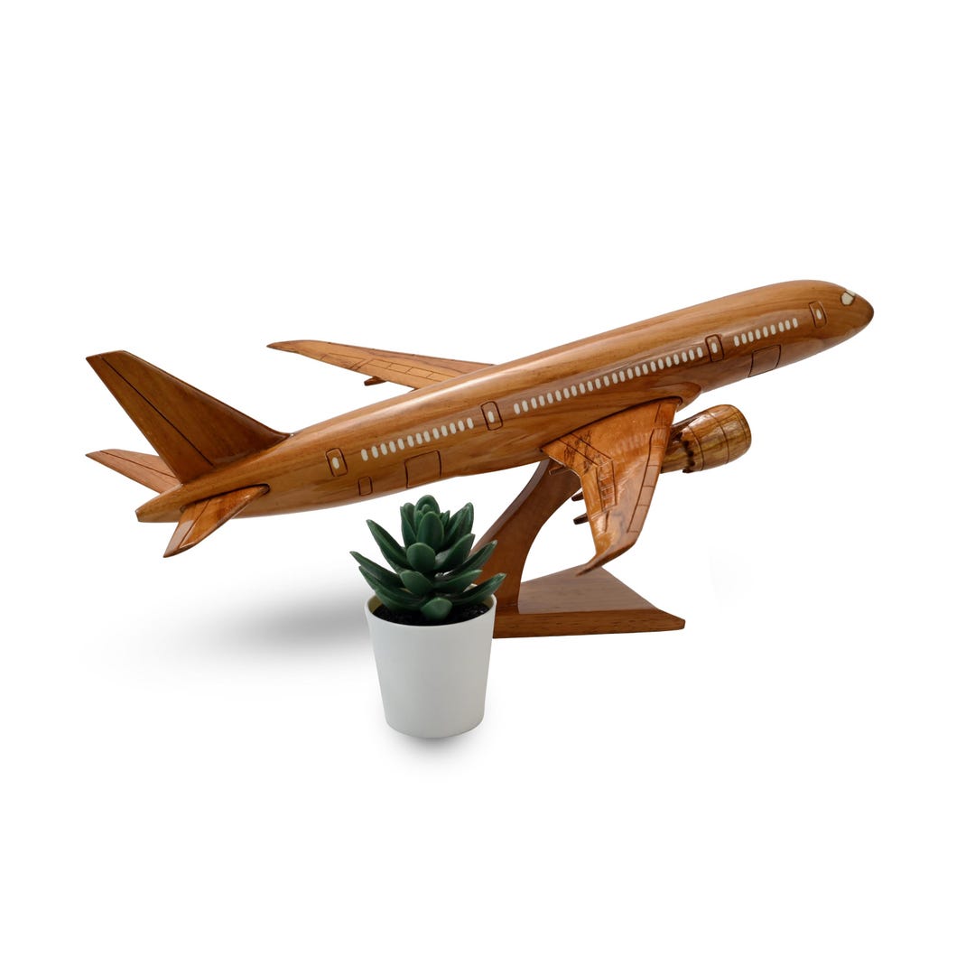 Boeing 787 Wooden Airplane Model Gift for Dad Pilot Gift Idea for Pilot ...