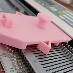 Drop Stitch Carriage for 4.5mm Knitting Machine: Brother 5-gauge ...