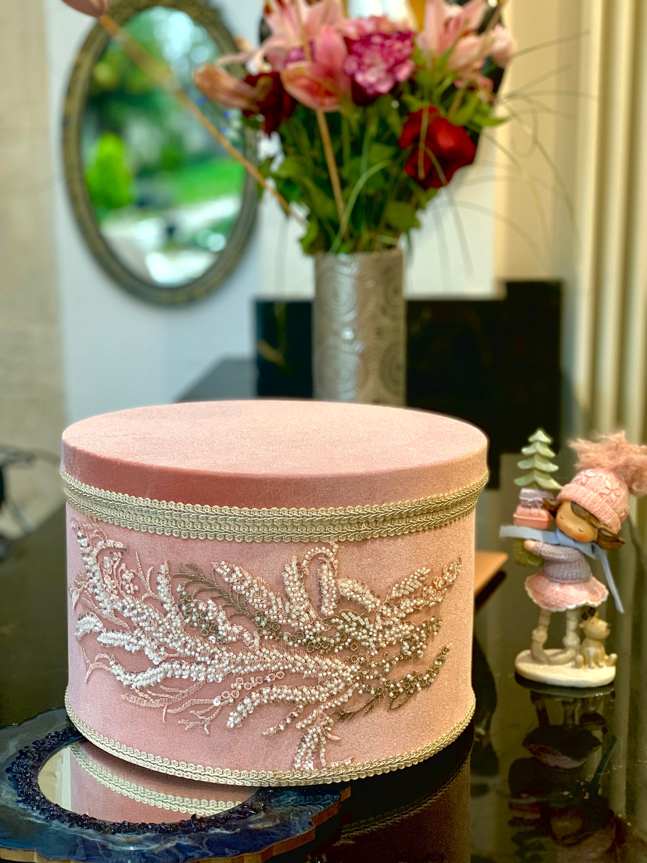 Premium Embroidered Round Velvet Box Velvet Boxes Holiday Gift - Etsy