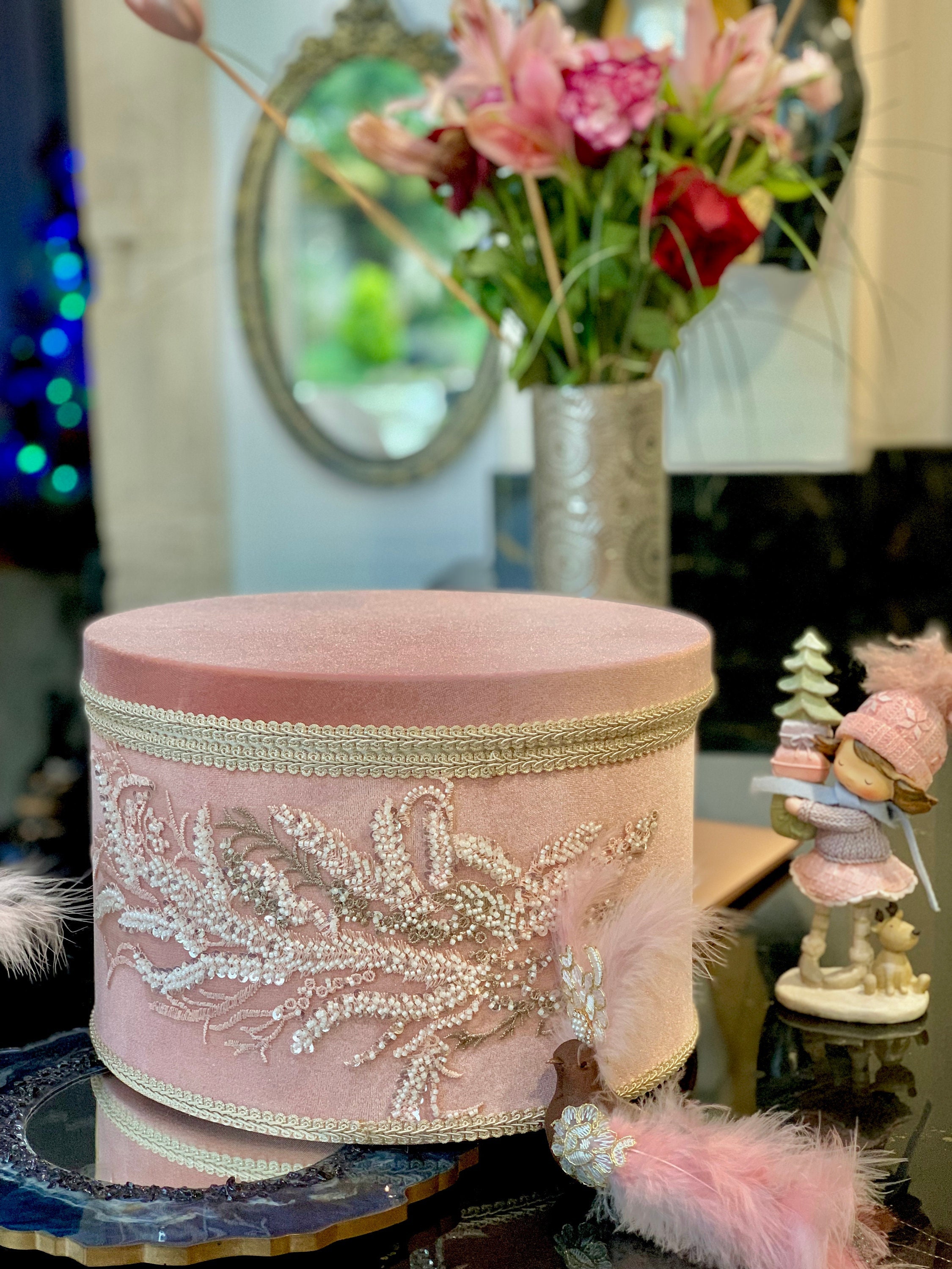 Premium Embroidered Round Velvet Box Velvet Boxes Holiday Gift - Etsy