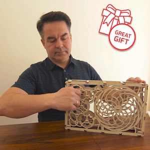 Kinetic Picture - 3D Puzzle Art Table - Handmade Spinning Kinetic Art ...