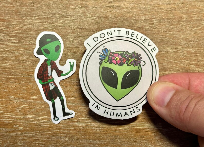 UFO Alien Sticker 2-sticker Pack Gift for Best Friend - Etsy