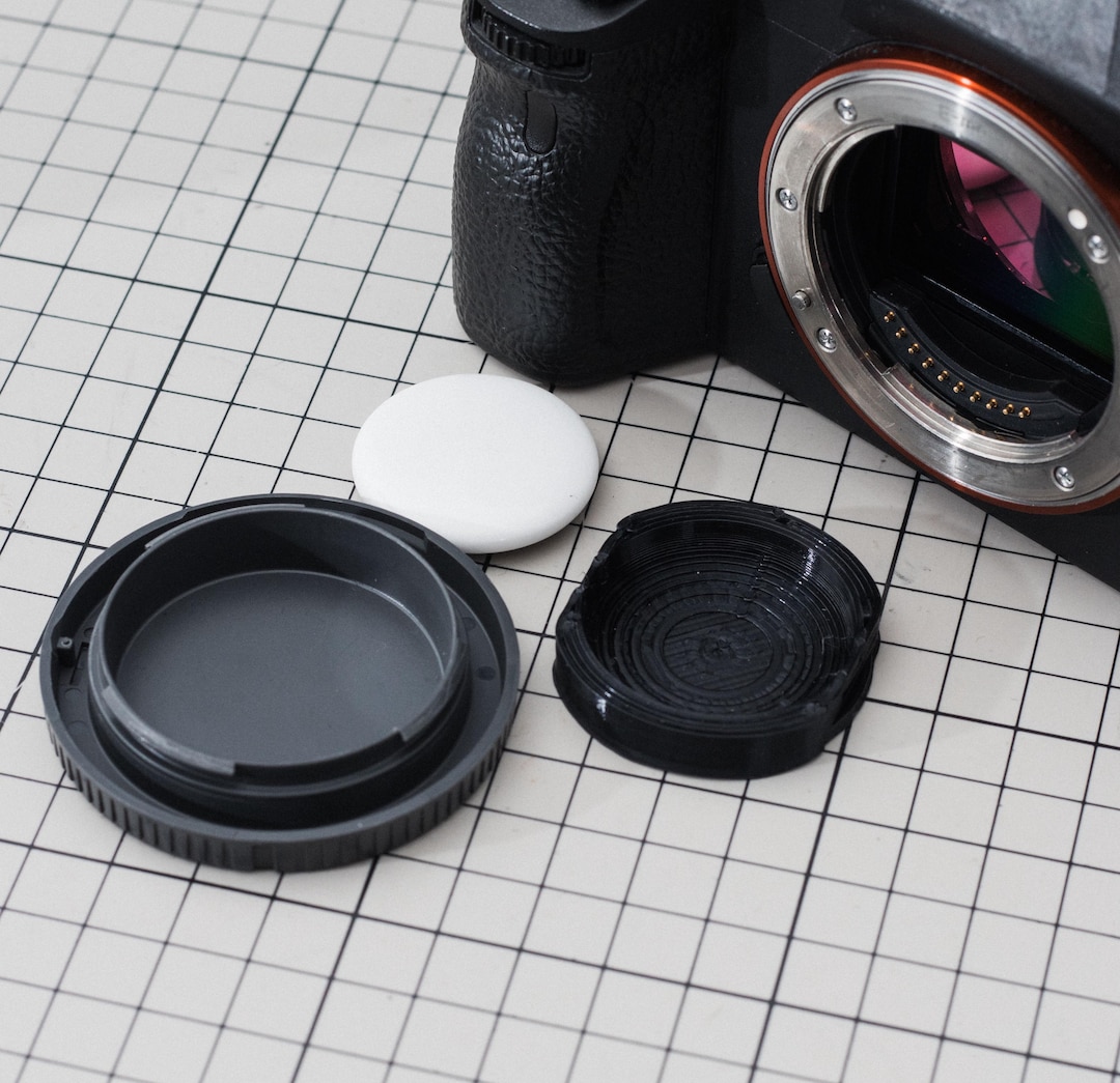 Push-in AirTag Enclosure for Sony E-mount Cameras – Lens Cap Insert - Etsy