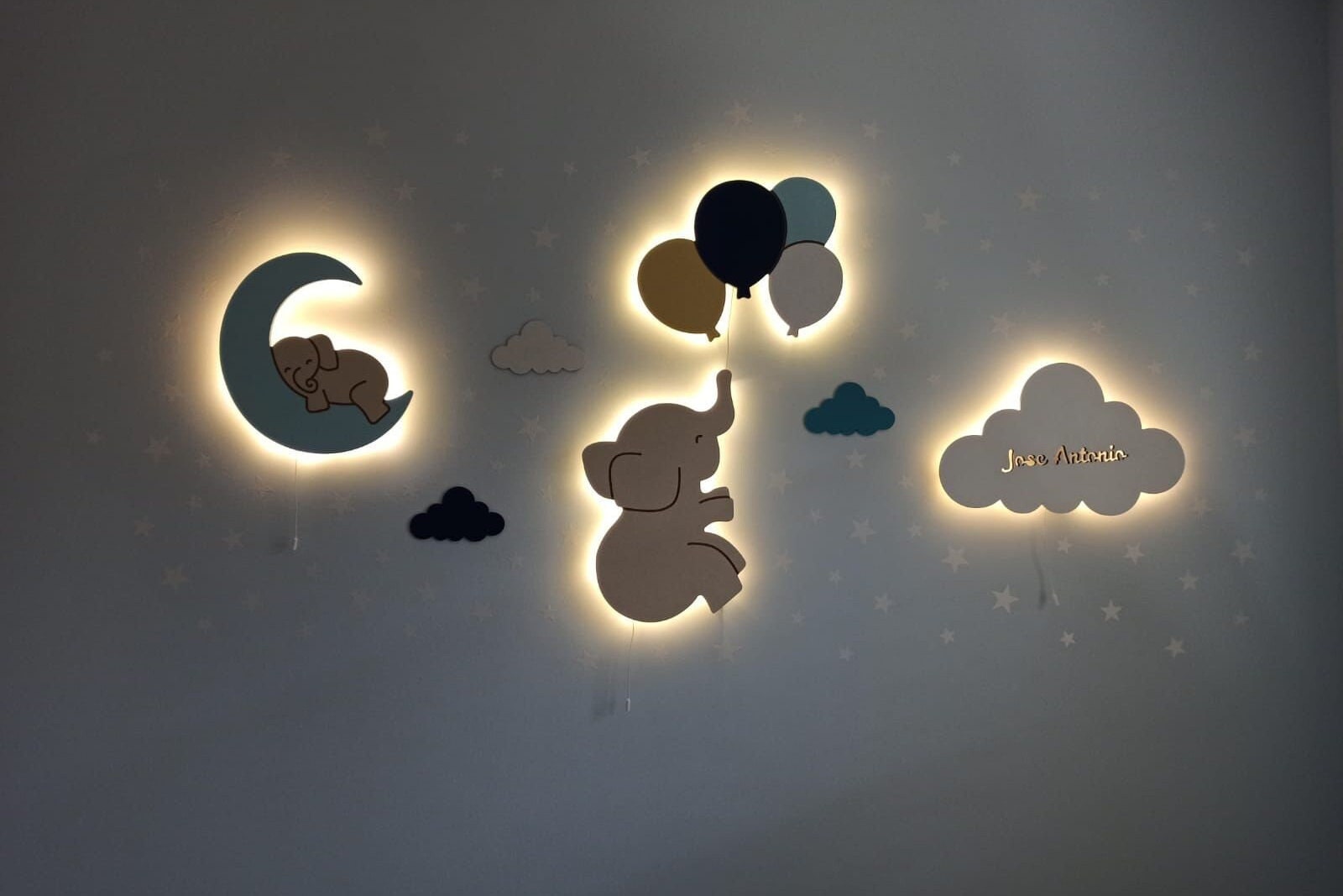 Wall Light Set for Nursery Elephant 4 Balloons and Engraved - Etsy