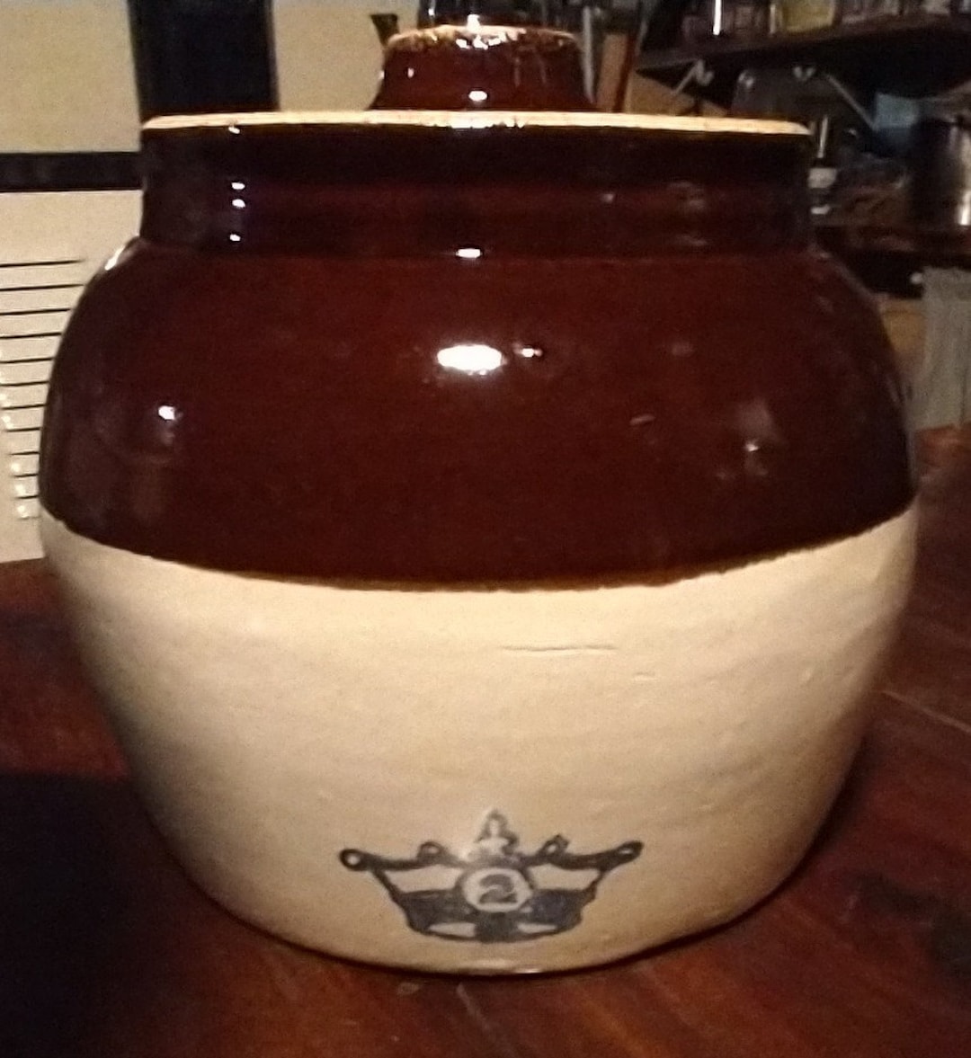 Robinson Ransbottom Blue Crown, 2QT Stoneware, Single Handle Bean Pot ...