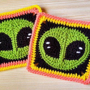 Alien Head Granny Square - Etsy