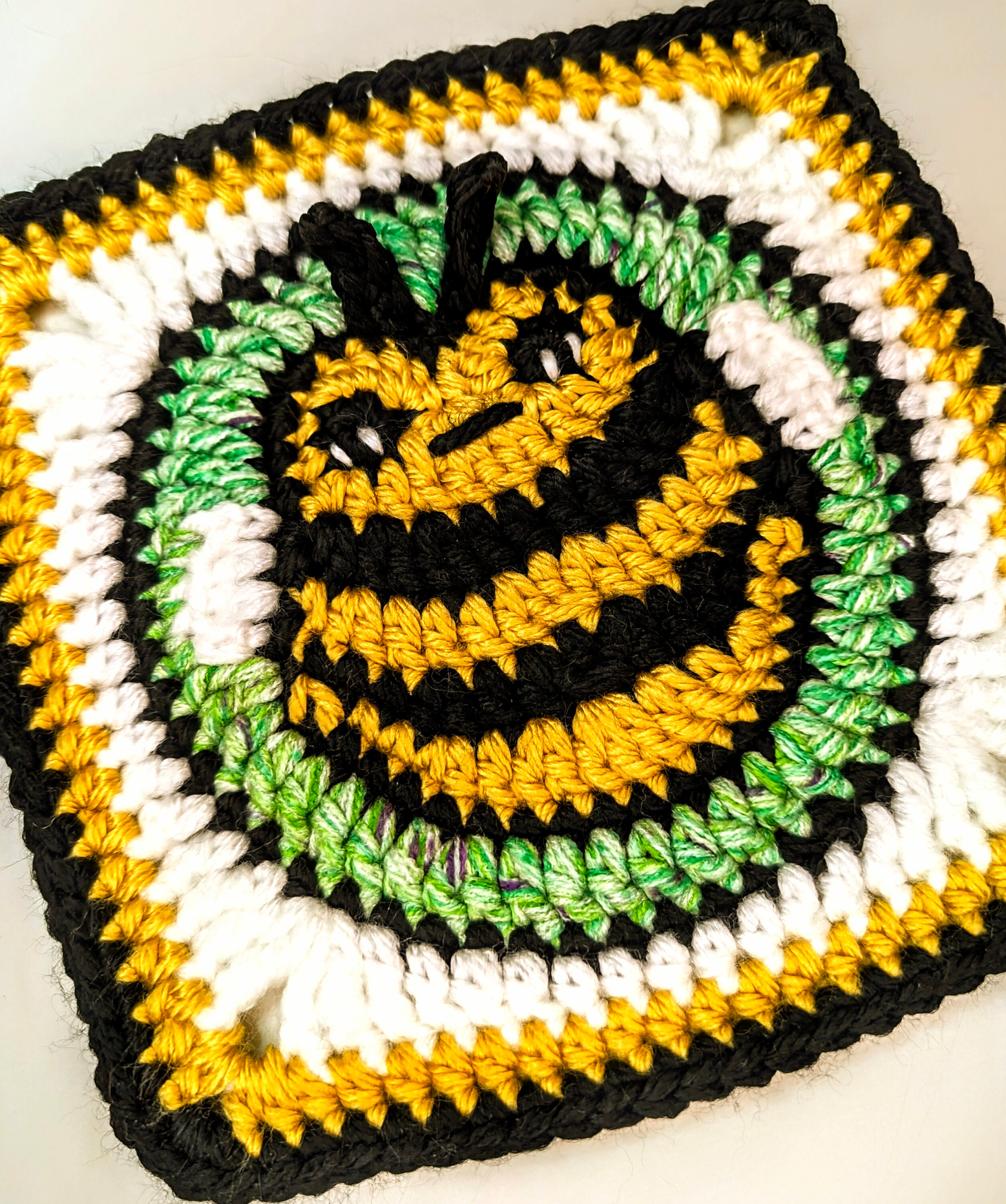 Chonky Bee Granny Square - Etsy