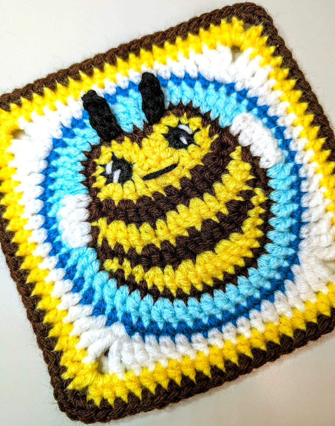 Chonky Bee Granny Square - Etsy