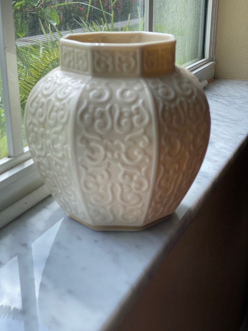 Vintage LENOX Octagon 3D Design Gold Rim 6 Jar-vase - Etsy