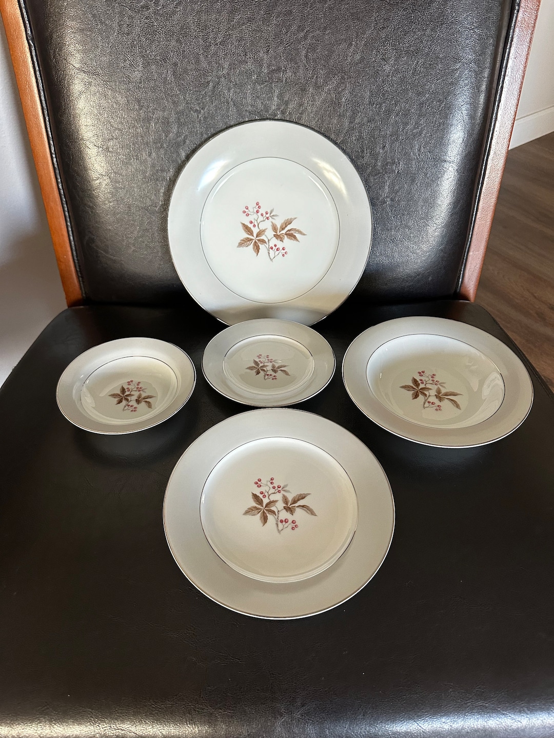 Vintage Noritake Fine China Leaves & Berries ~ 5447 ~ Japan Dove Gray ...