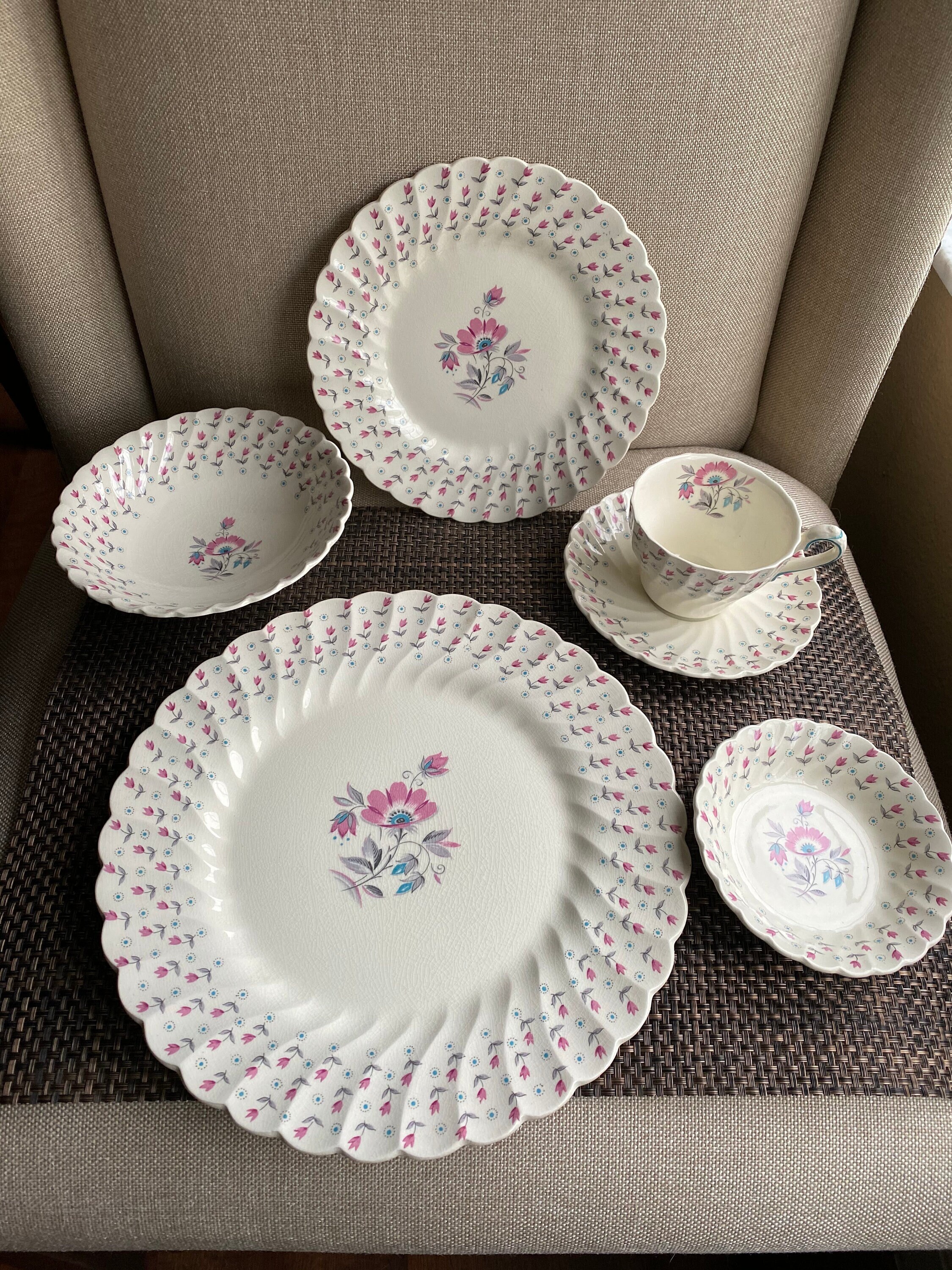 Myott Staffordshire China-olde Chelsea Miniature Pattern-44 Piece ...