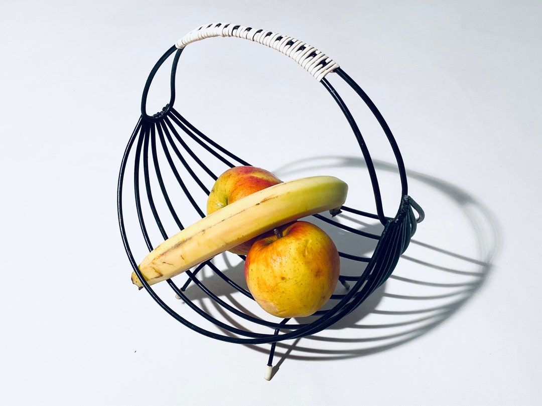 Mid-century Circular Metal Fruit Bowl Basket / 1950s Vintage String ...