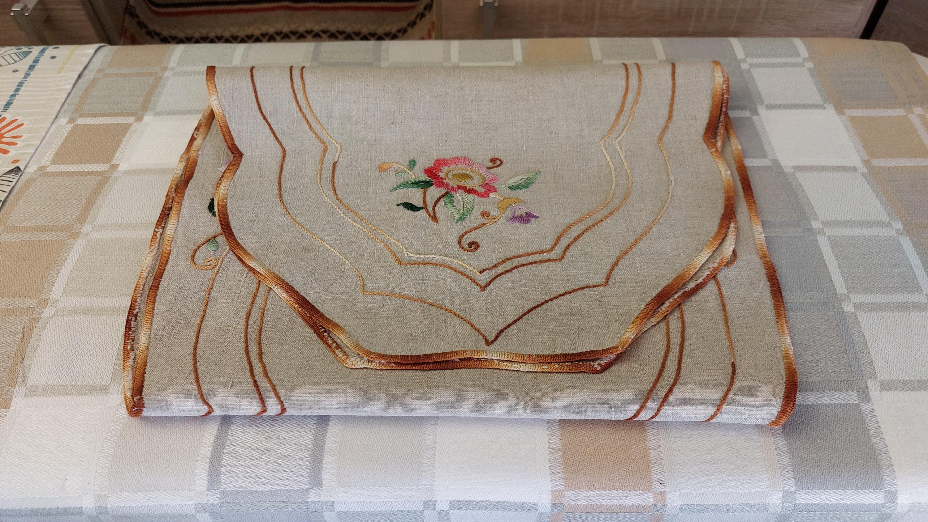 60s 70s Hand Embroidered Jugend Floral Linen Table Runner, Linen Table ...