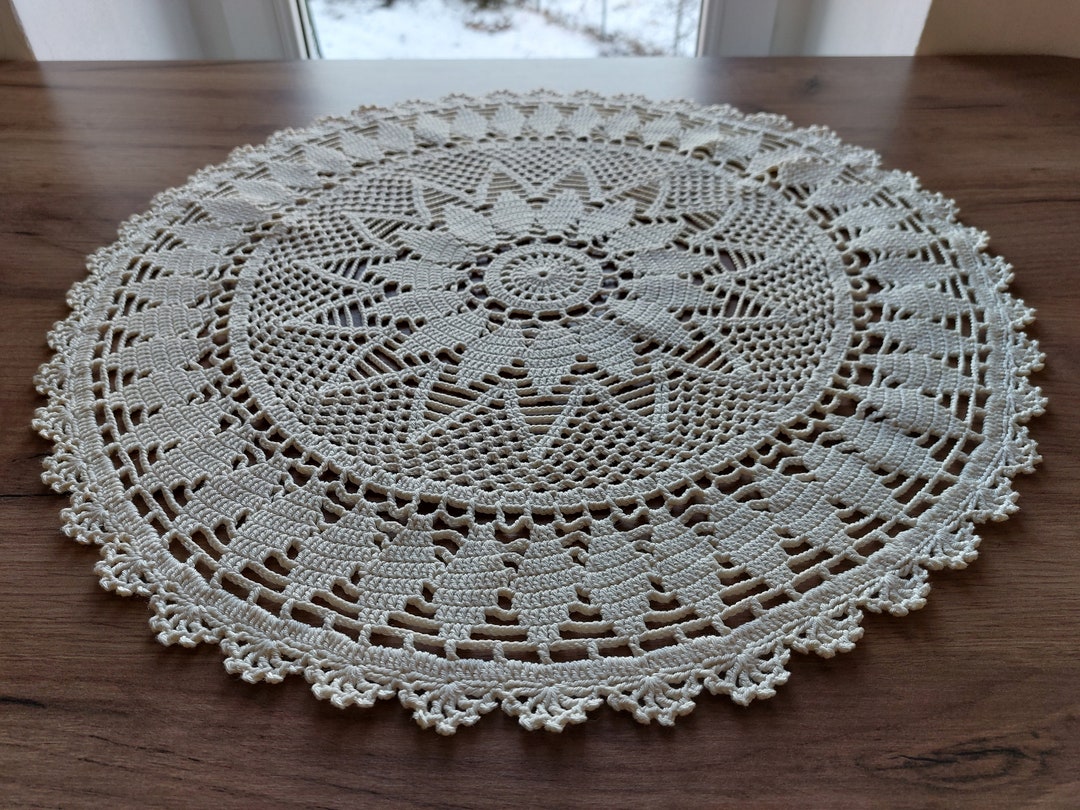Vintage Handmade Crocheted Round Table Mat , Scandinavian Well Made ...