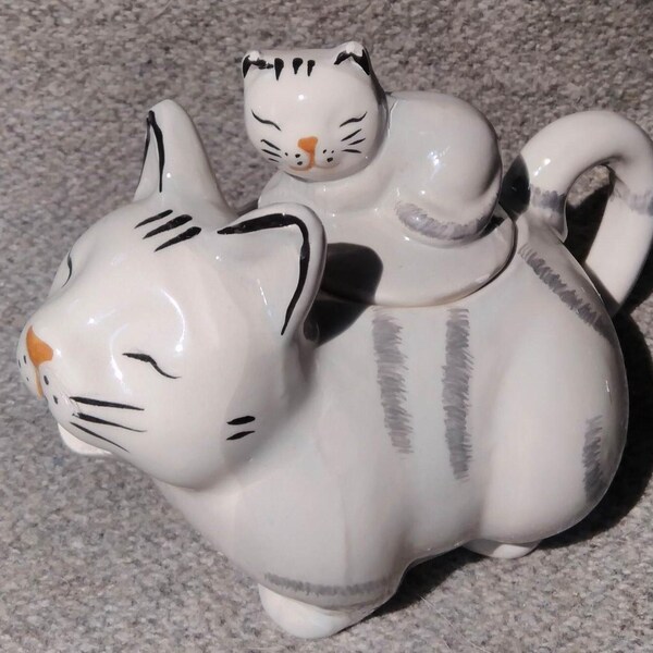 Cat Tea Pot - Etsy