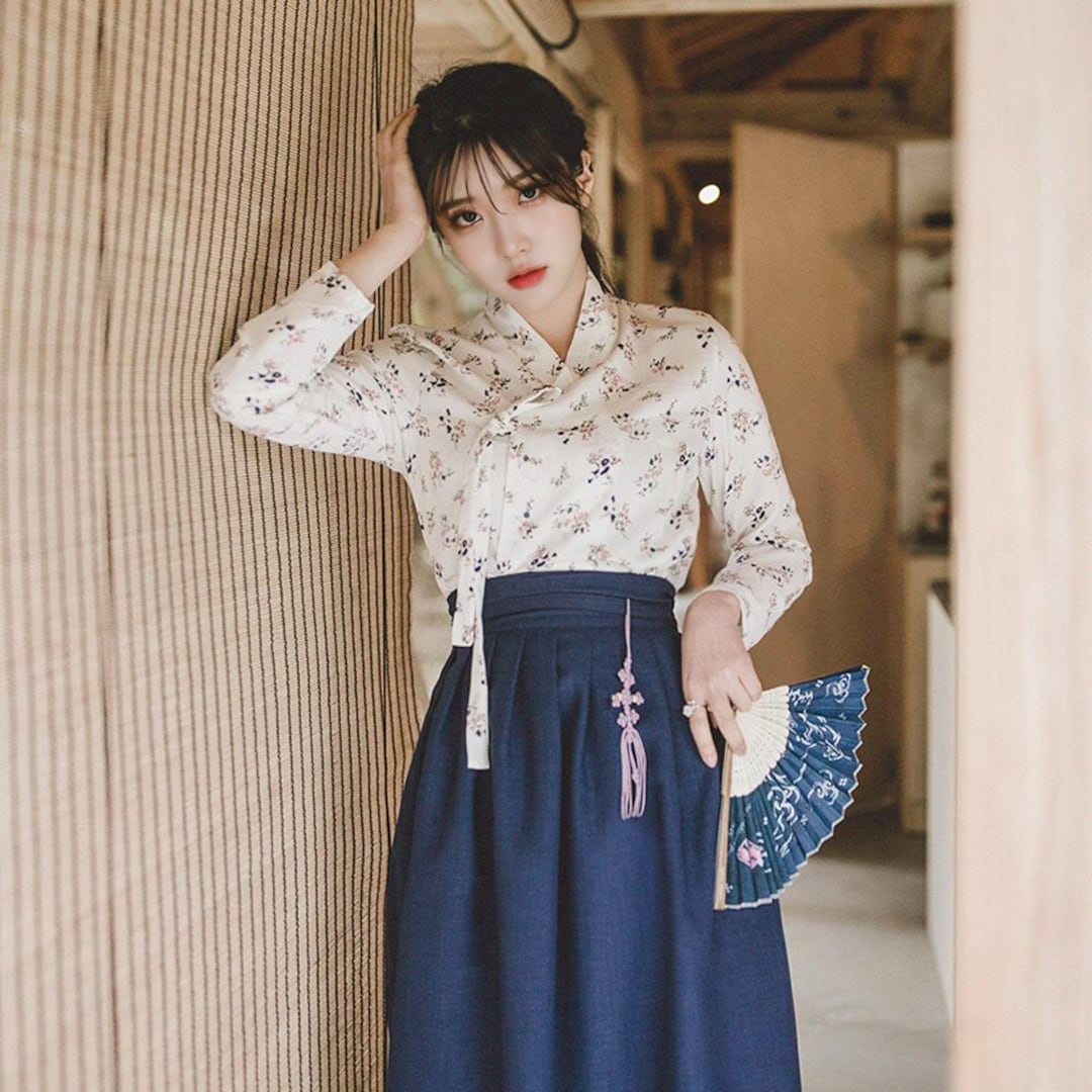 Modern Floral Hanbok Set, Navy Wrap Skirt, K-fashion Outfit - Etsy