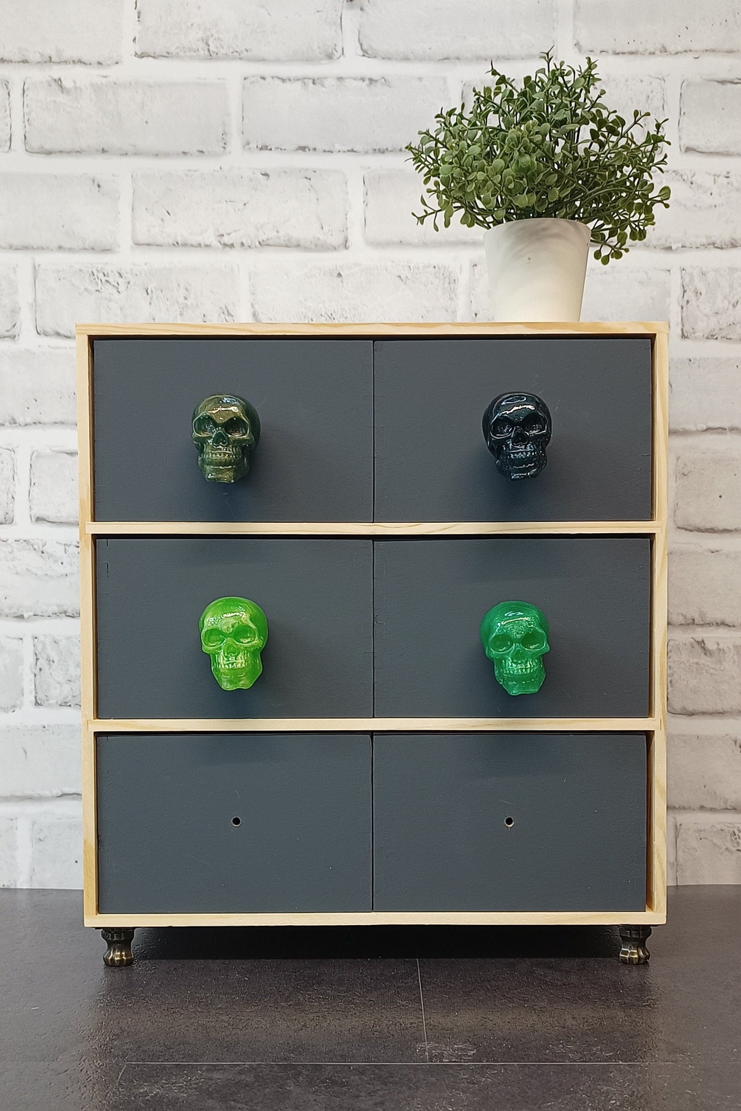 Green Skull Knobs, Medium Skull Drawer Pulls, Skull Knobs - Etsy