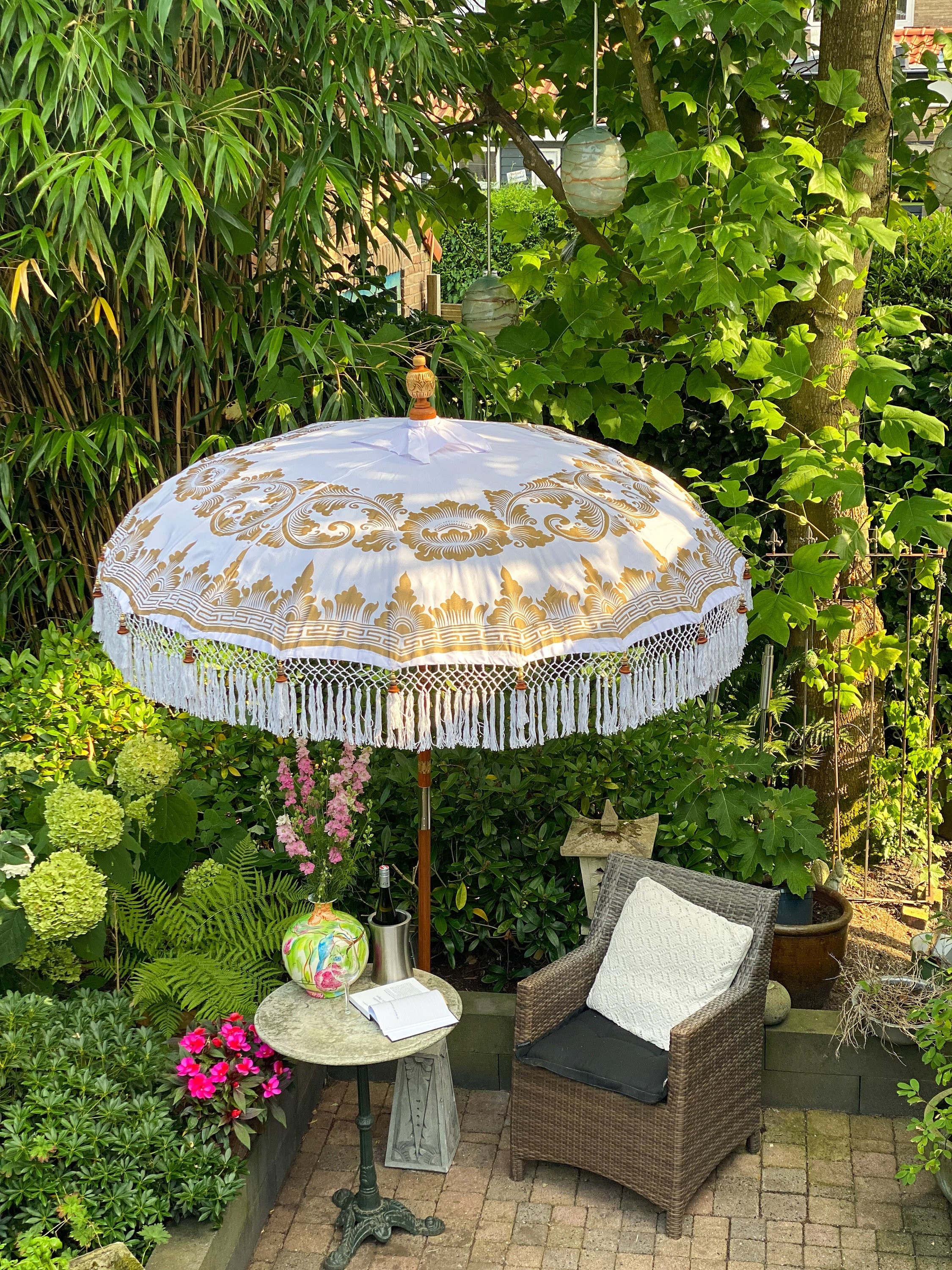 Traditional White Indonesian Parasol With and Golden Print| Boho Style ...