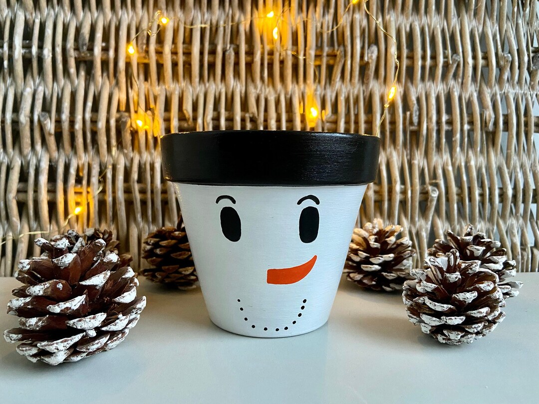 Snowman Pot | Winter Planter | Hand Painted | 11 Cm | Planter With ...