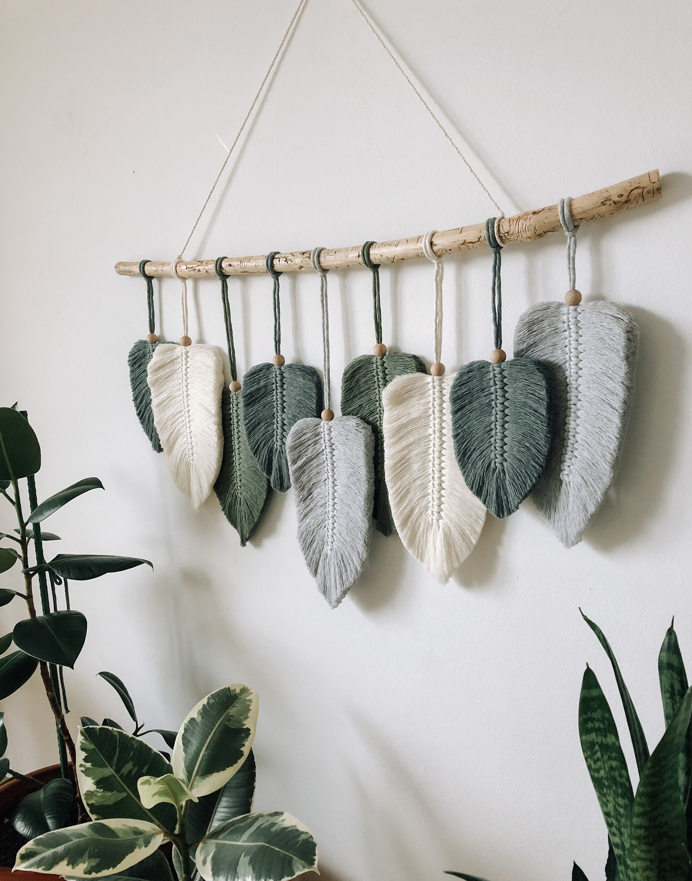 Colorful Macrame Feather, Multicolor Macrame Leaf, Handmade Macrame ...