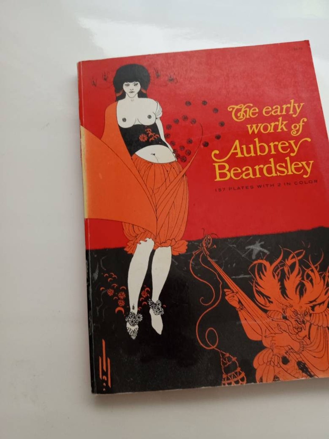 The Early Work of Aubrey Beardsley Art Book Vintage Antique Bookshelve ...