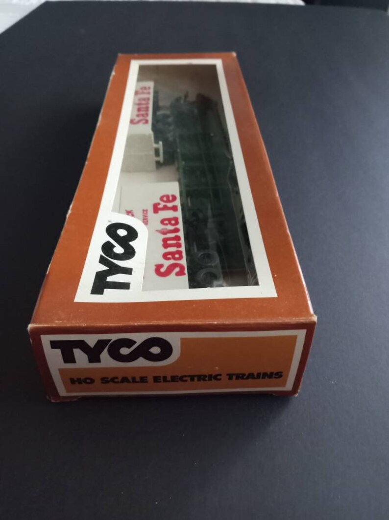 TYCO Flat Bed Freight Train With 2 Tractor Trailer Ho Scale With Box ...