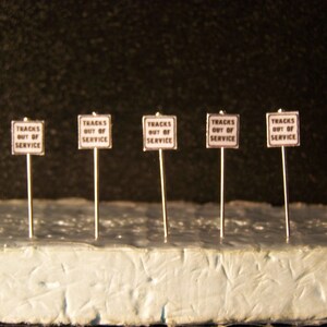 Model Train 5 tracks Out of Service Signs N Scale - Etsy