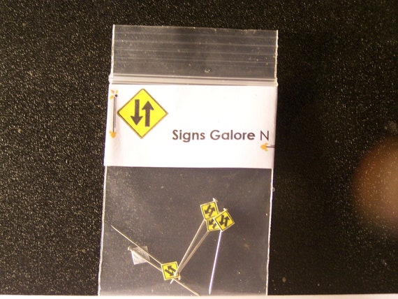 Model Train 5 Two Way Traffic Sign N Scale Street Signs Layout | Etsy