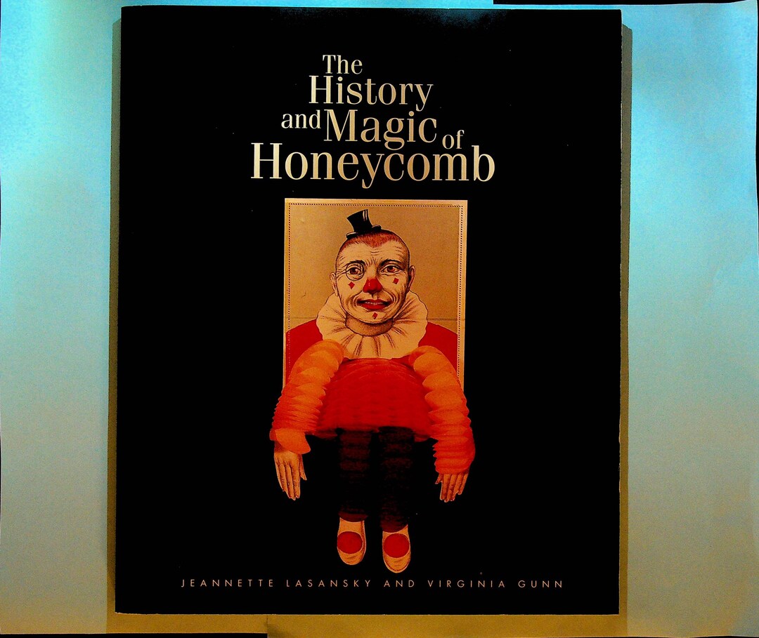 The History & Magic of Honeycomb by Jeannette Lasansky and Virginia ...