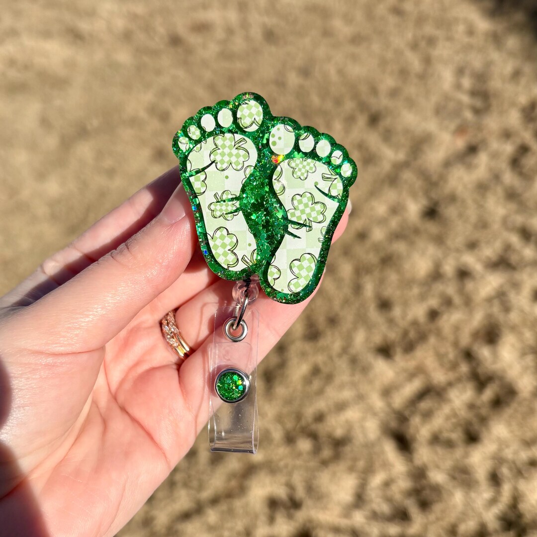 St Patrick’s Day Baby Feet Badge Reel, Baby Badge Buddy, Clover Baby ...