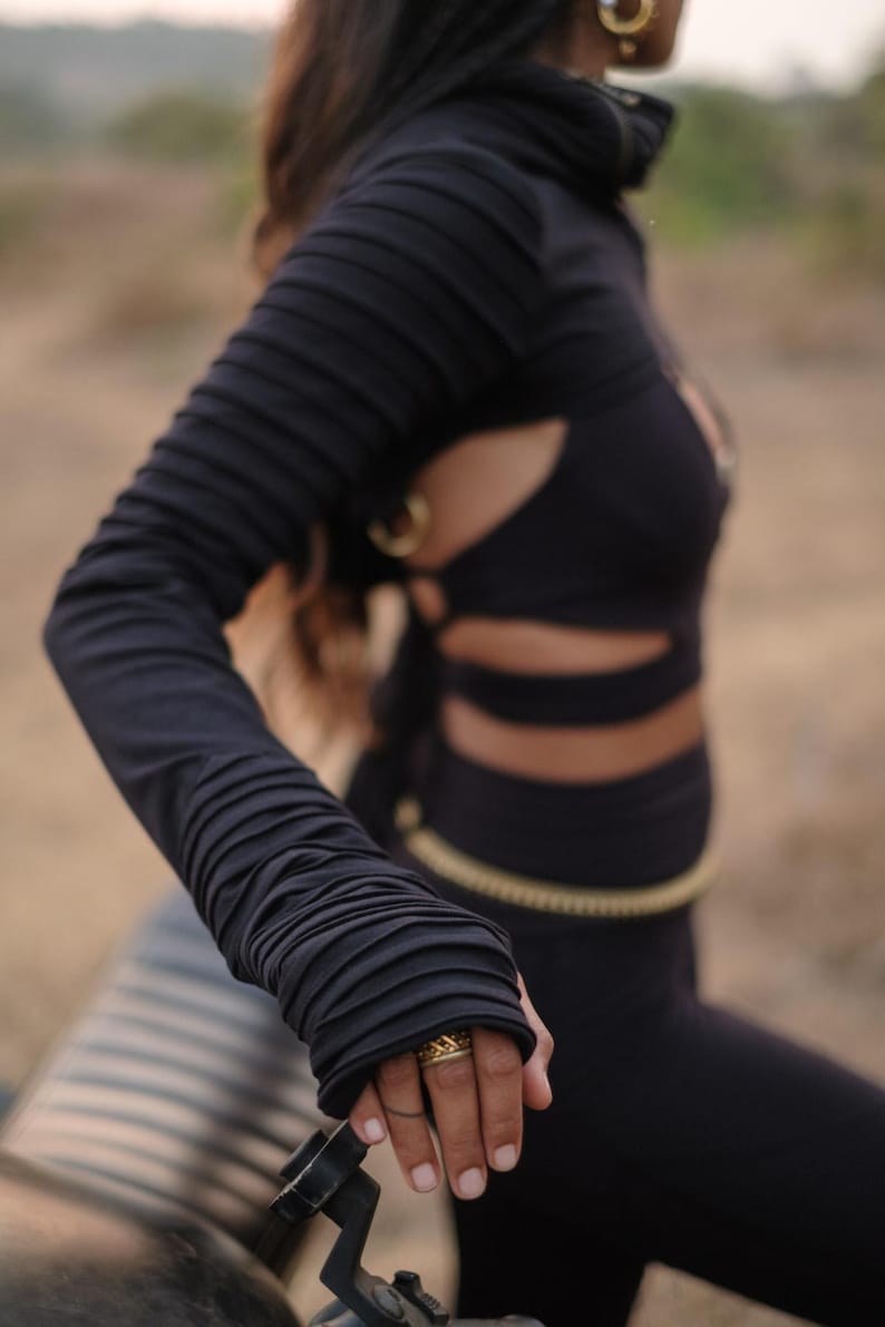 SIBERIAN SLICE Hooded Rave Bolero With Thumb Holes || Ethical Festival ...