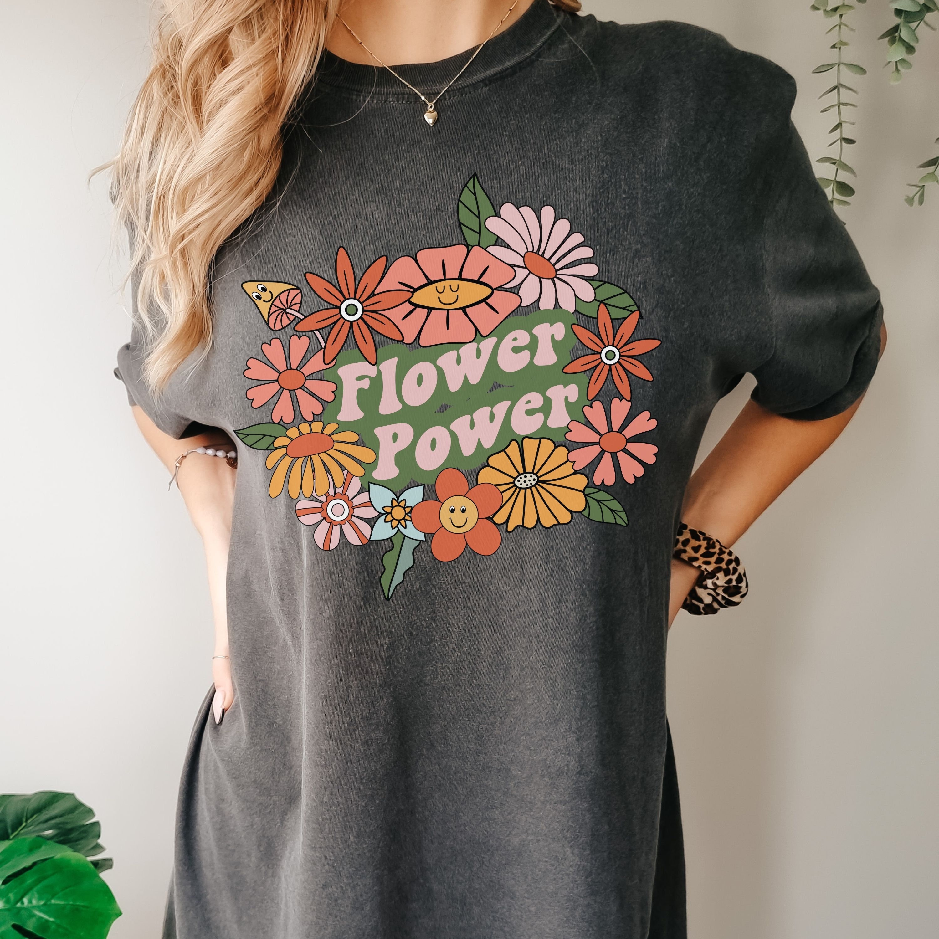 Retro Groovy Flower Tee, Vintage Shirt, Hippie Shirt, Retro Tshirt ...