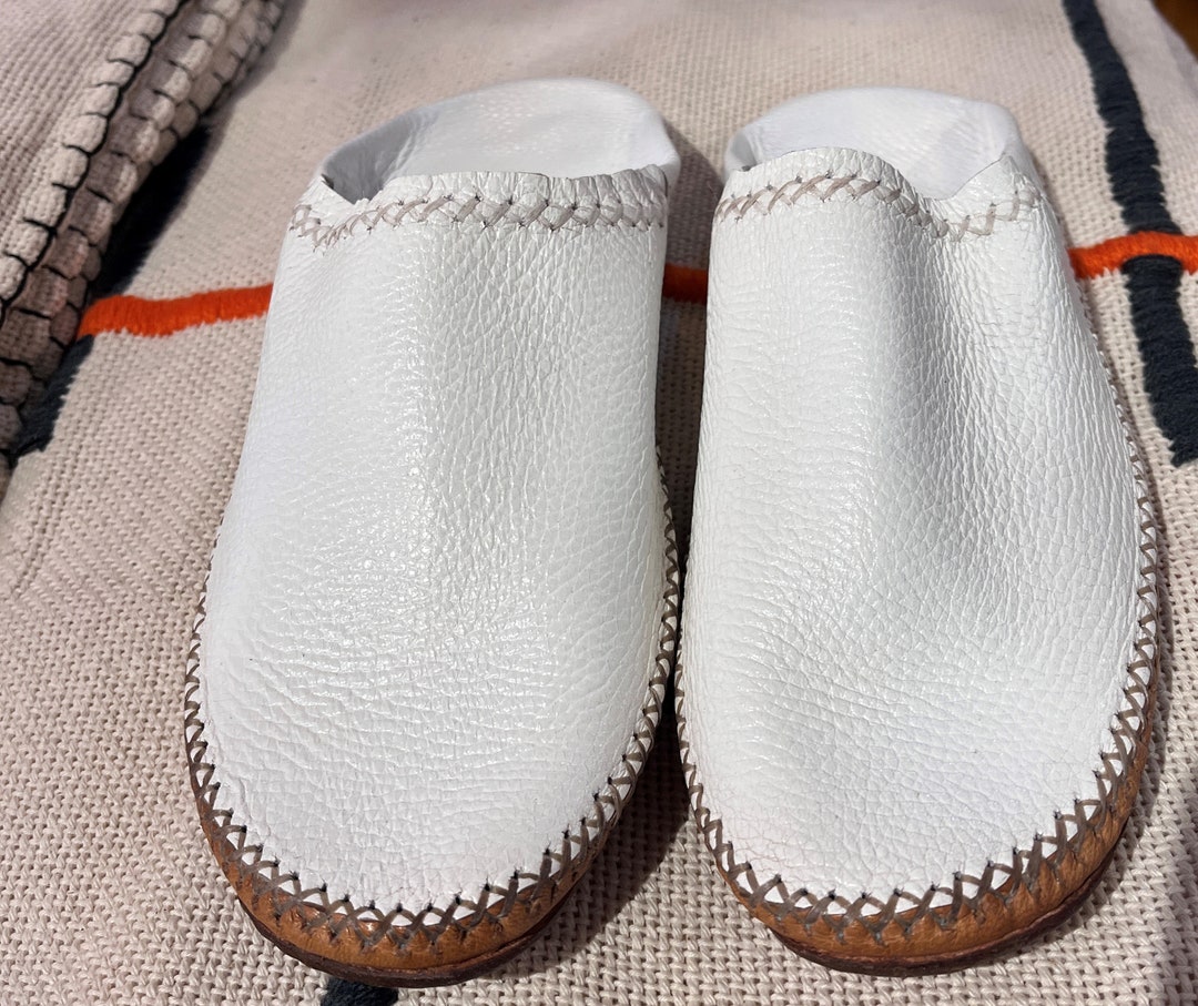 Men Moroccan Slipper in White, Moroccan White Babouches, White Slippers ...