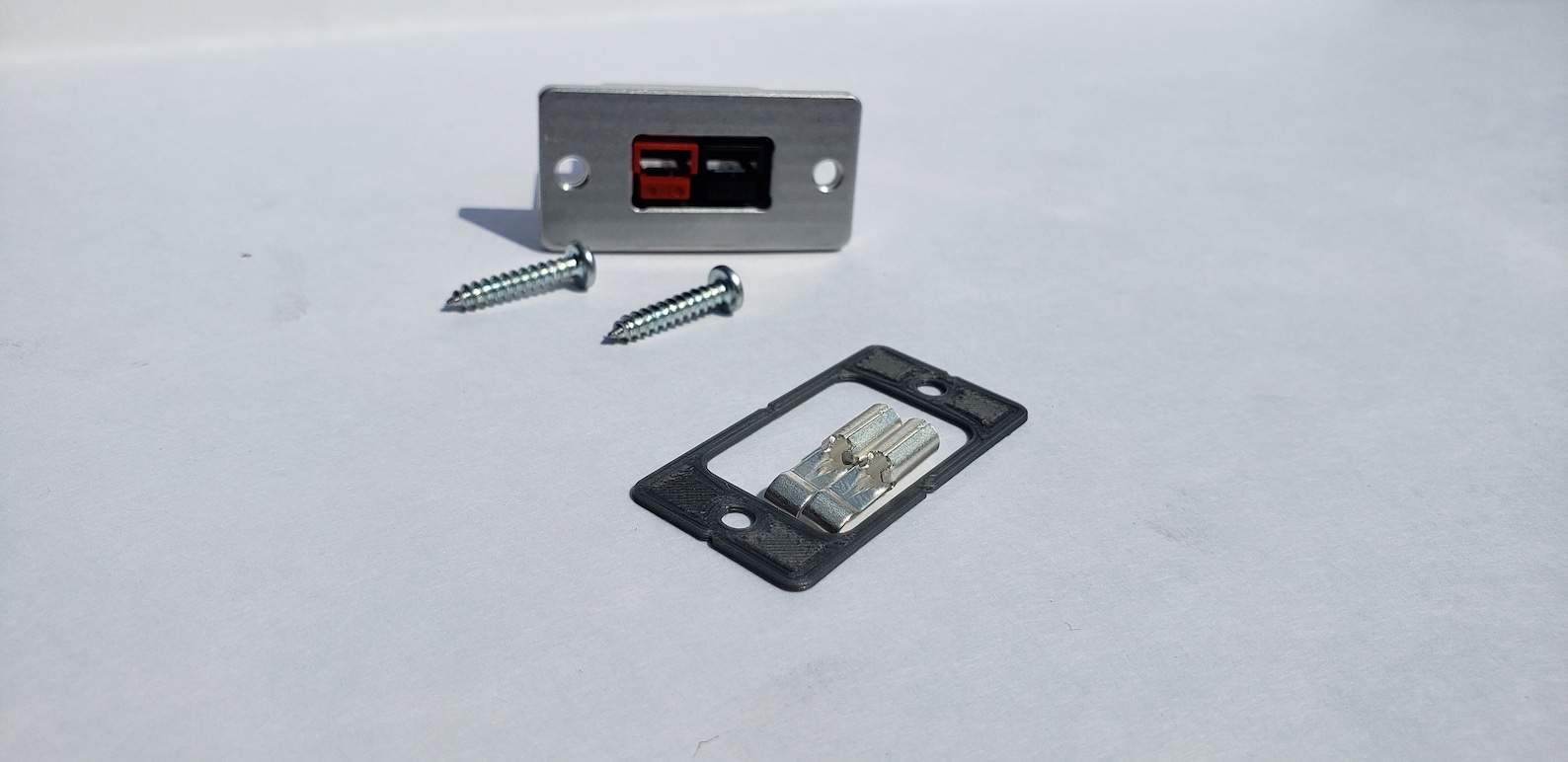 Powerpole Mounting Plate for Projects. Genuine Anderson Powerpole ...