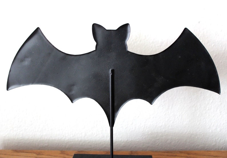Bat Metal Table Decor-centerpiece-altar-bats-fledermaus-goth-caver ...