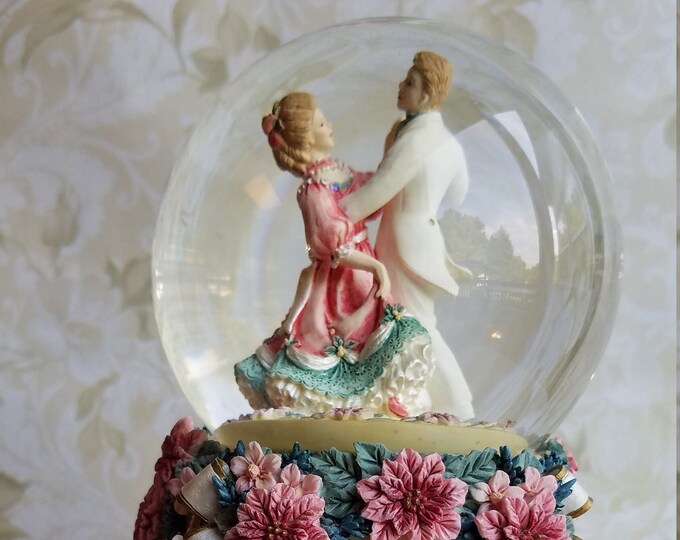 Vintage Water Globe Rotating Musical Box W/dancing Couple by San ...