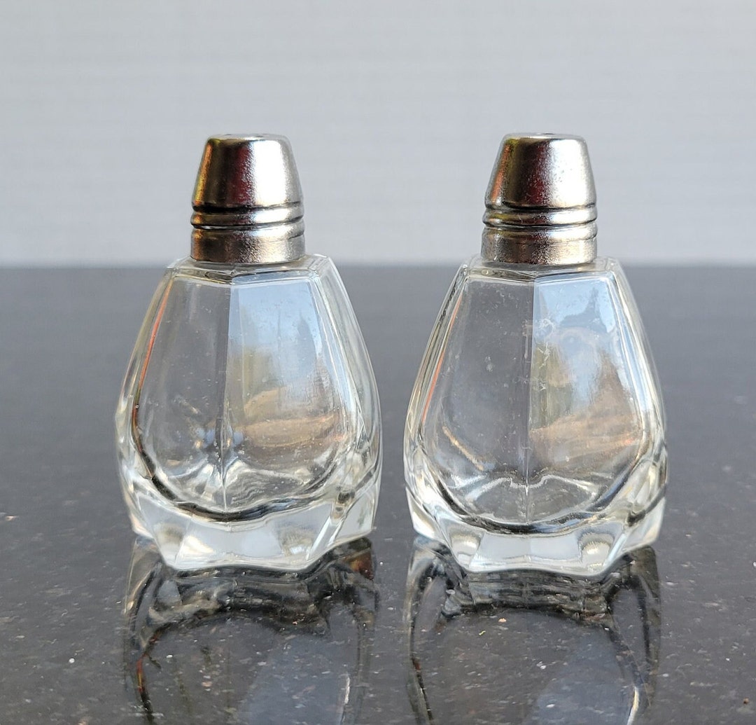 Glass Clear Mini Individual Salt & Pepper Shaker Set - Etsy