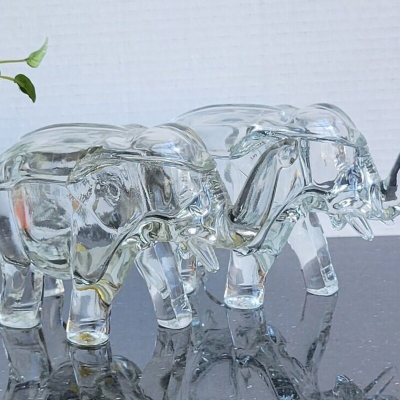 Glass Elephant - Etsy
