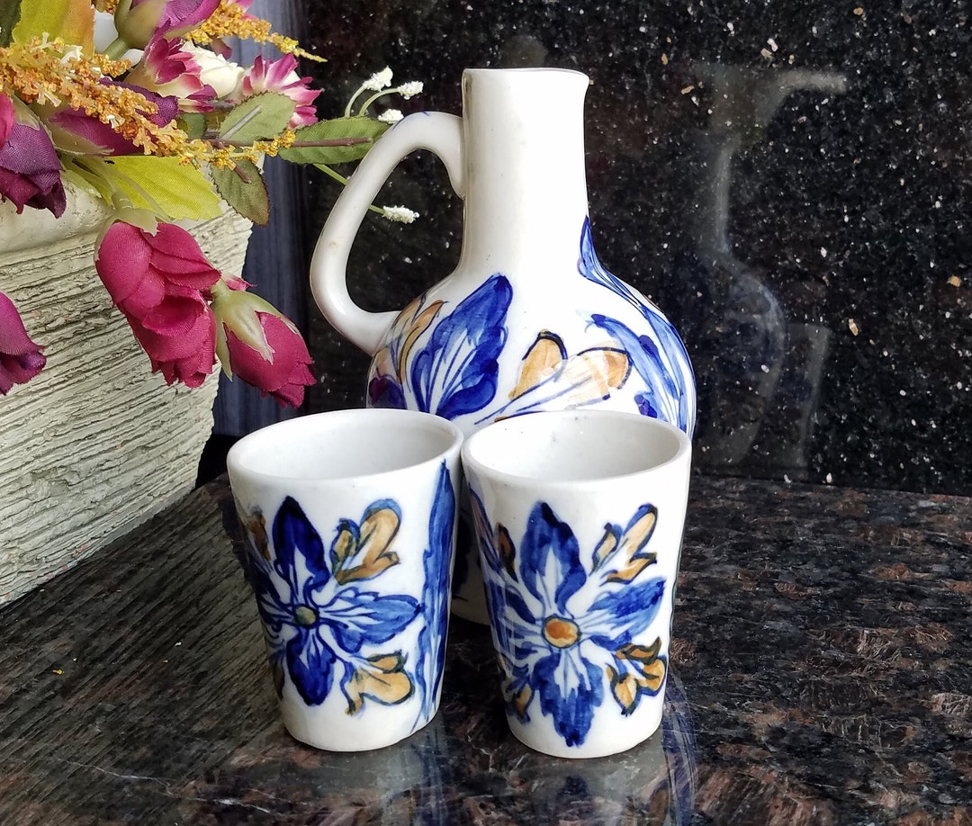 Vintage Ceramic Decanter With 2 Cups - Etsy