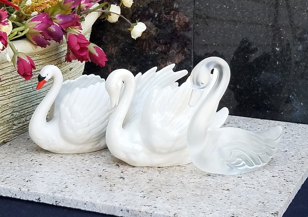3 Variation Swan Figurine (sold Individually) - Etsy
