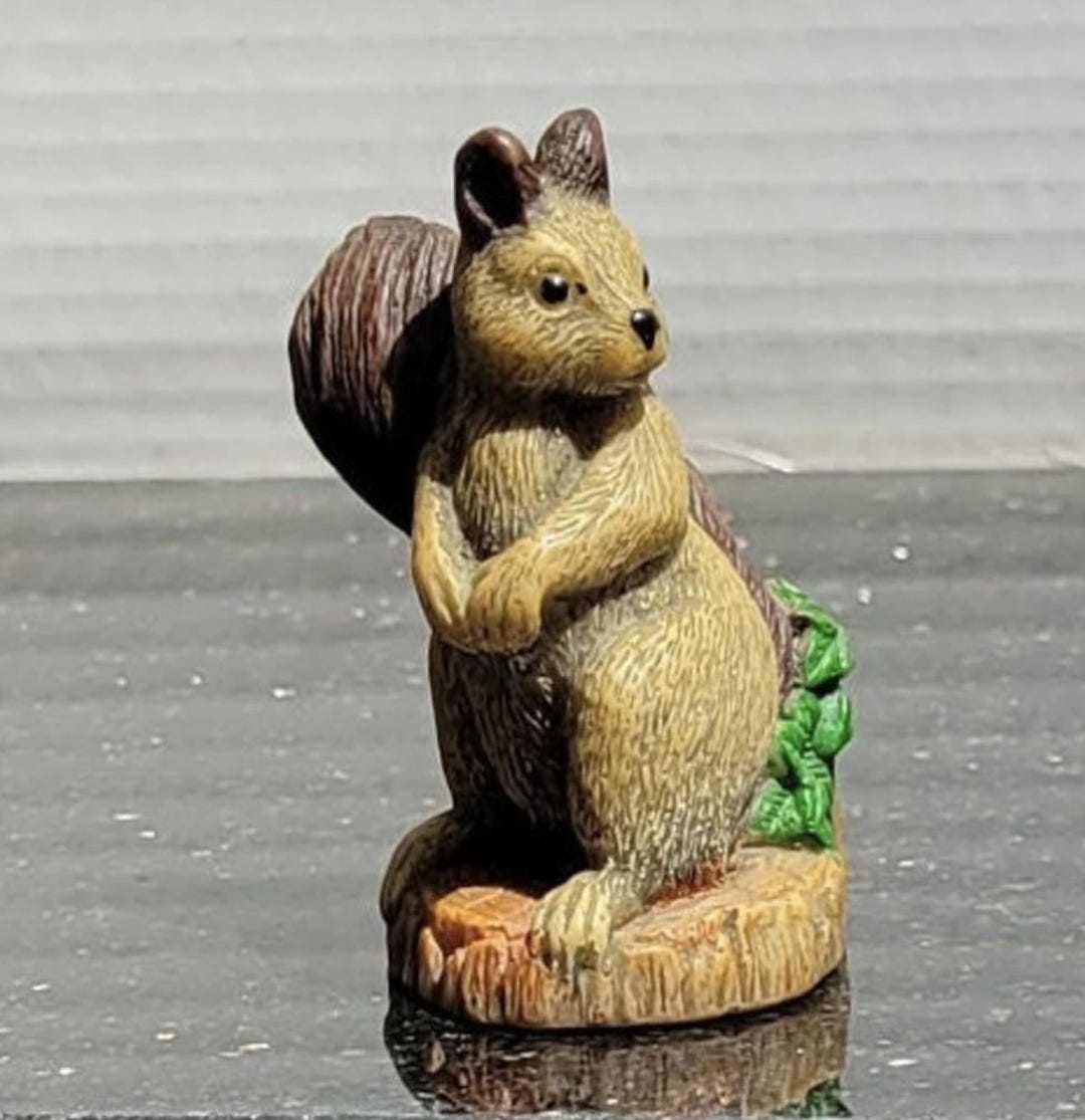 Resin Squirrel Figurine - 2.75"h - Etsy