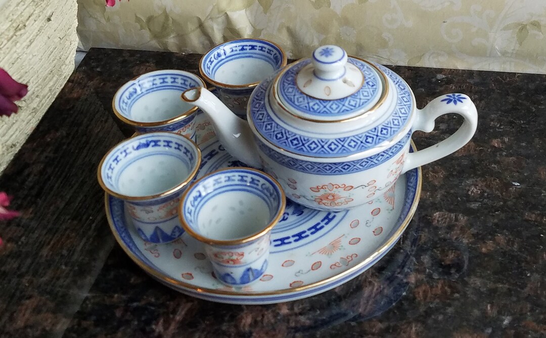 Vintage Oriental Blue and White Porcelain Tea Set With Gold Trim - Etsy