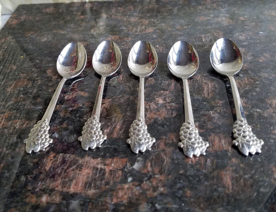 Five Vintage Japanese Teaspoon With Grape Pattern - Etsy