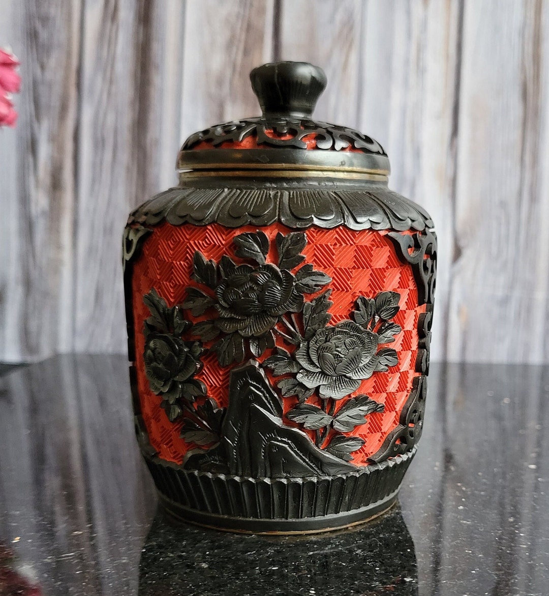 Chinese Red and Black Lacquer Ginger Jar - 4.5"h - Etsy