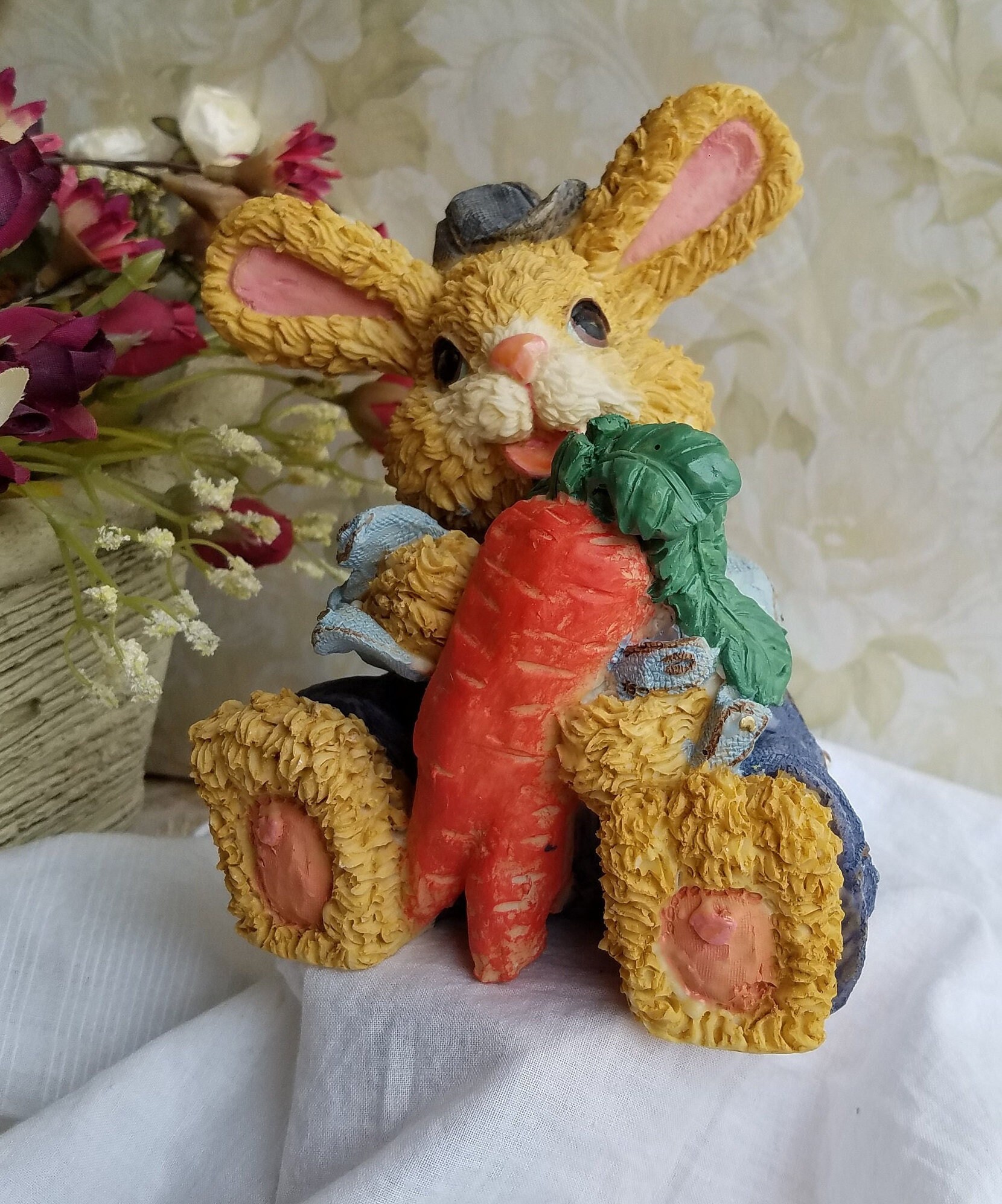 Polymer Resin Brown Bunny Rabbit Holding a Carrot Figurine | Etsy