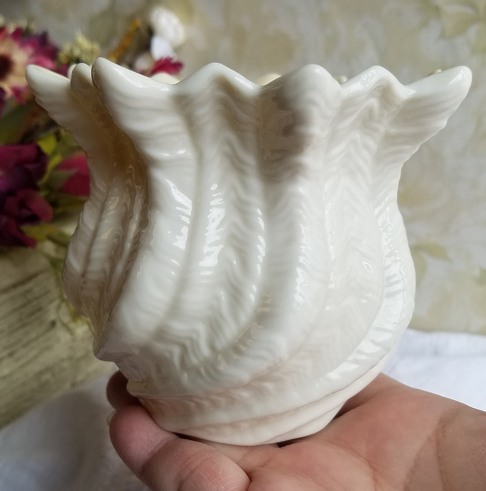 Belleek Ivory Neptune Seashell Vase / Bowl - Etsy
