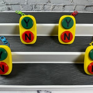 Yes\no Button Fidget Clicker Keychain for Stress Relief Bag Charm 3d ...