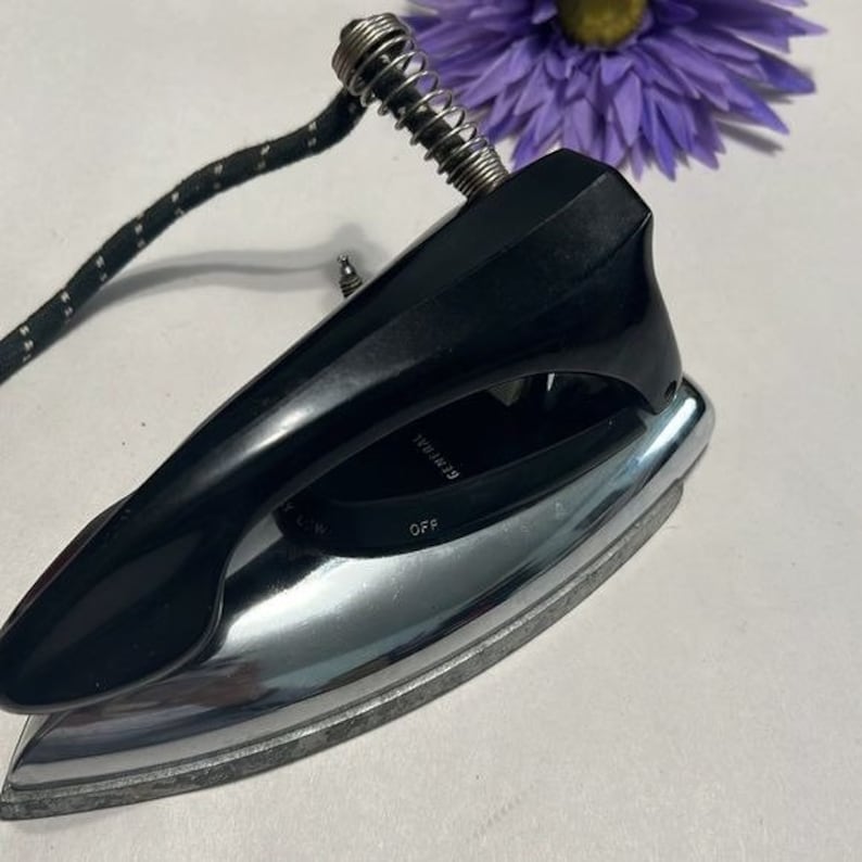 VINTAGE GE IRON - Etsy