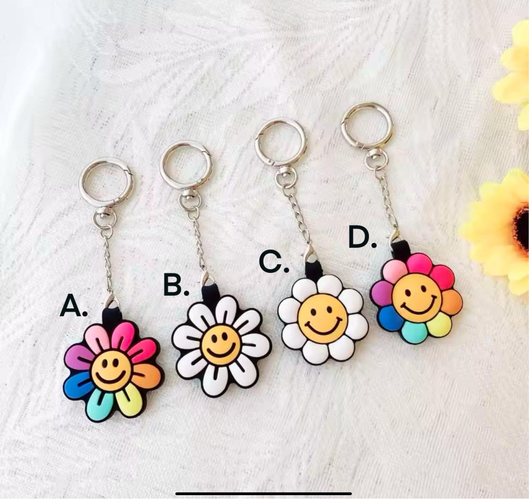 Protective AirTag Smile Sunflower Silicone Case for Apple AirTag Case ...